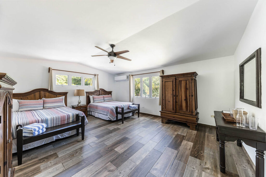 Rooms - Casa Islena Hotel & Restaurant - Casa Islena Hotel & Restaurant