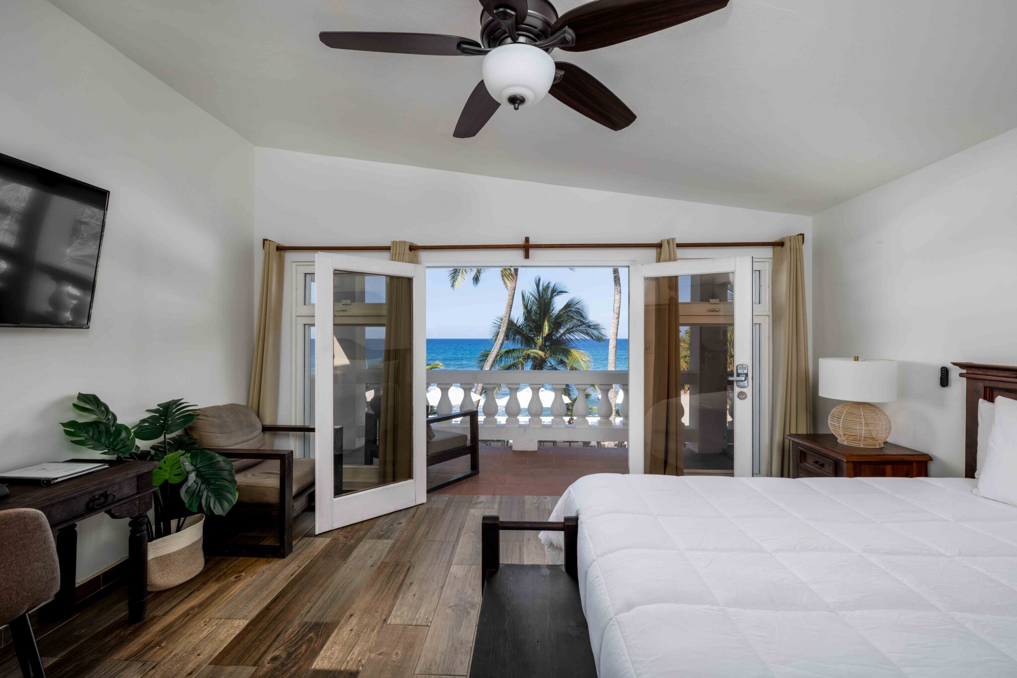 Rooms - Casa Islena Hotel & Restaurant - Casa Islena Hotel & Restaurant